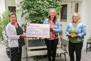 Einrichtung Region Wernberg erhält Sandra-Loew-Preis 2020 - Dr. Loew